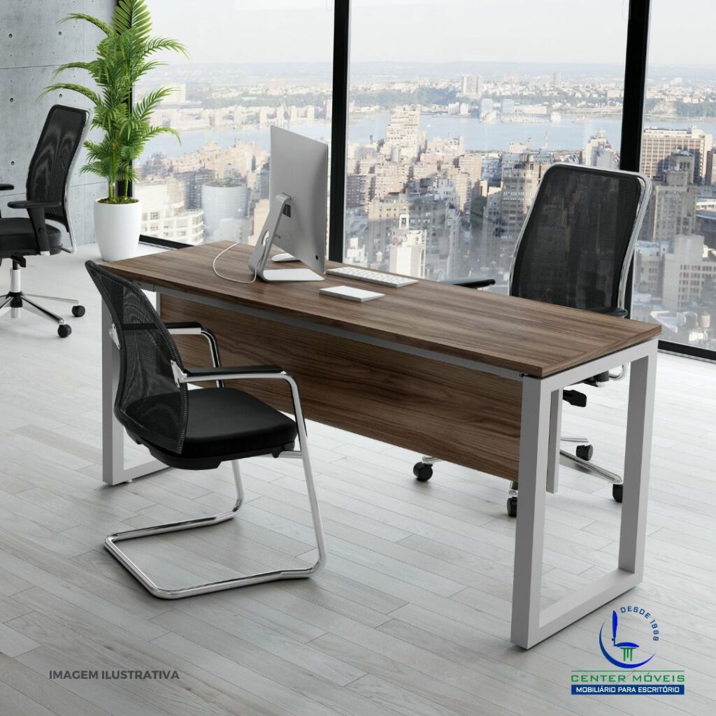 MESA RETANGULAR COM ESTRUTURA TUBULAR – Center Moveis